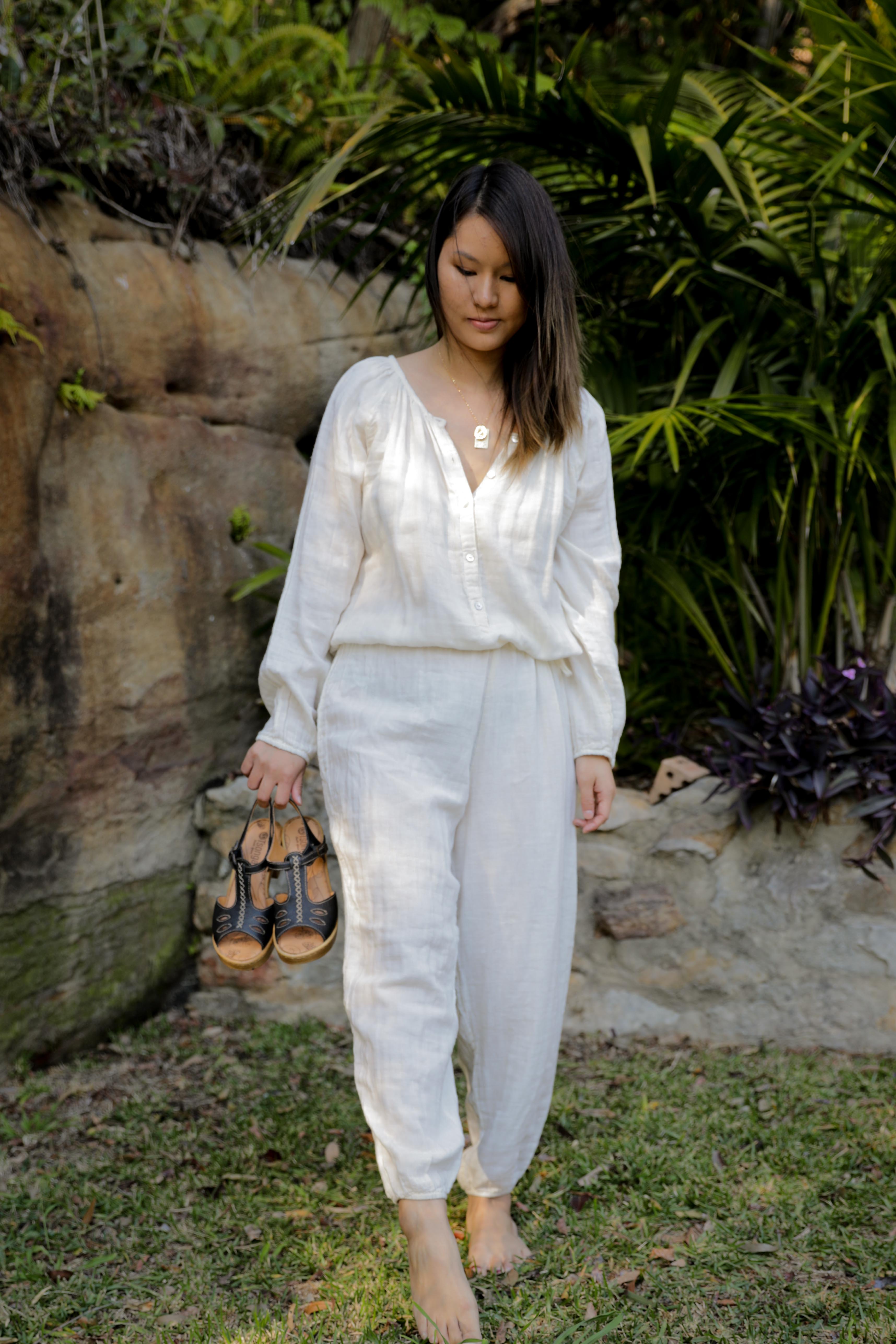 Mekleza Leather Wedge Sandal - Black – Tsonga AU